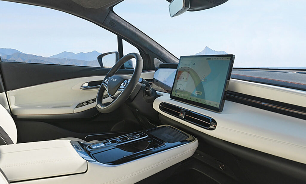 广汽-高通 S820 平台 QNX Hypervisor 量产车型 - ThunderSoft | 中科创达